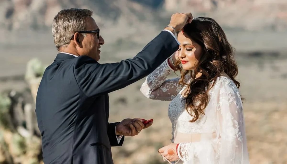 Tanushree Chakraborty ties the knot with Sujit Basu in US ceremony